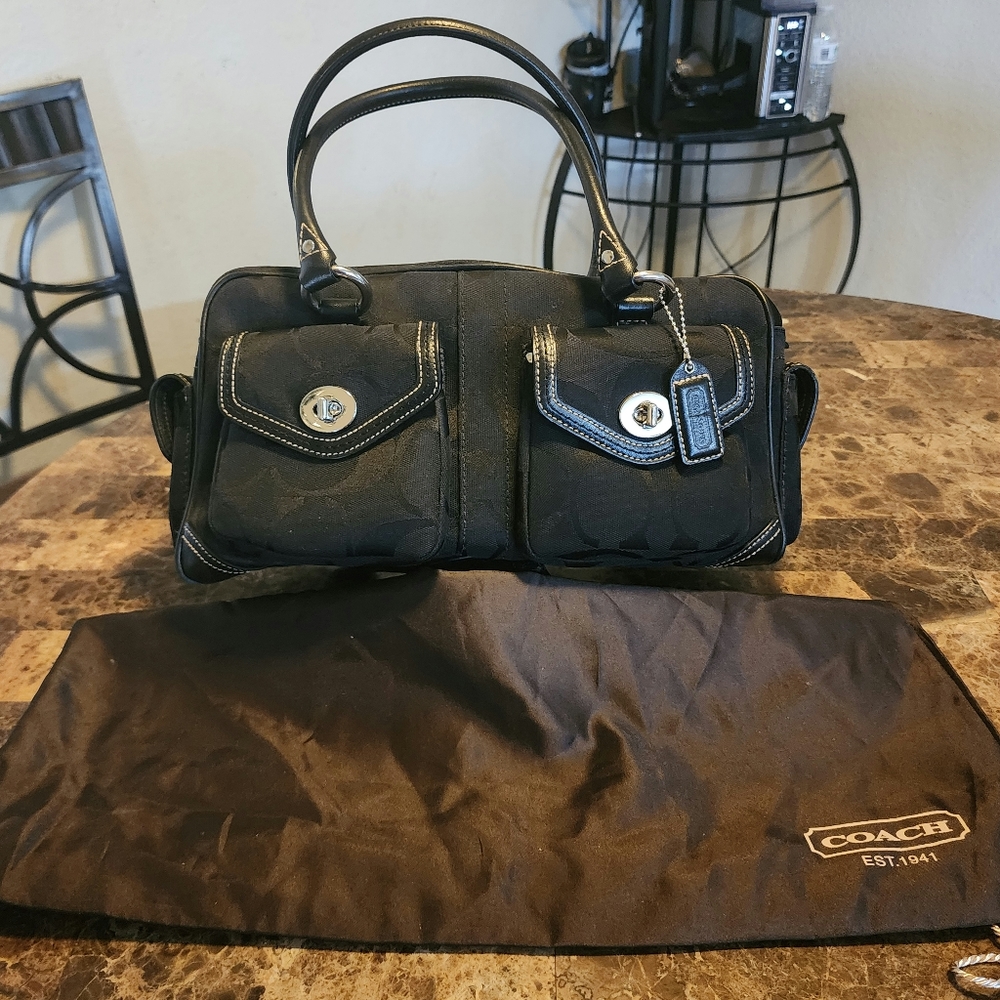 Coach Signature Handbag With Coach Dustbag - Gem